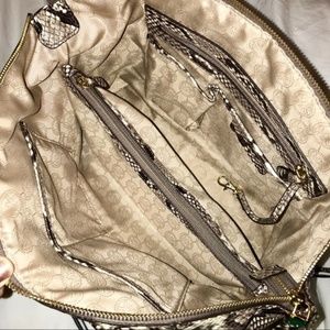 Michael Kors | Bags | Micheal Kors Riley Purse | Poshmark
